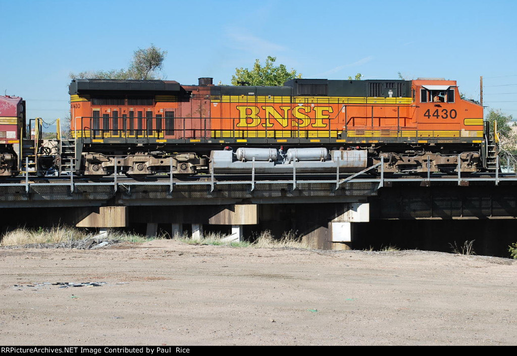 BNSF 4430